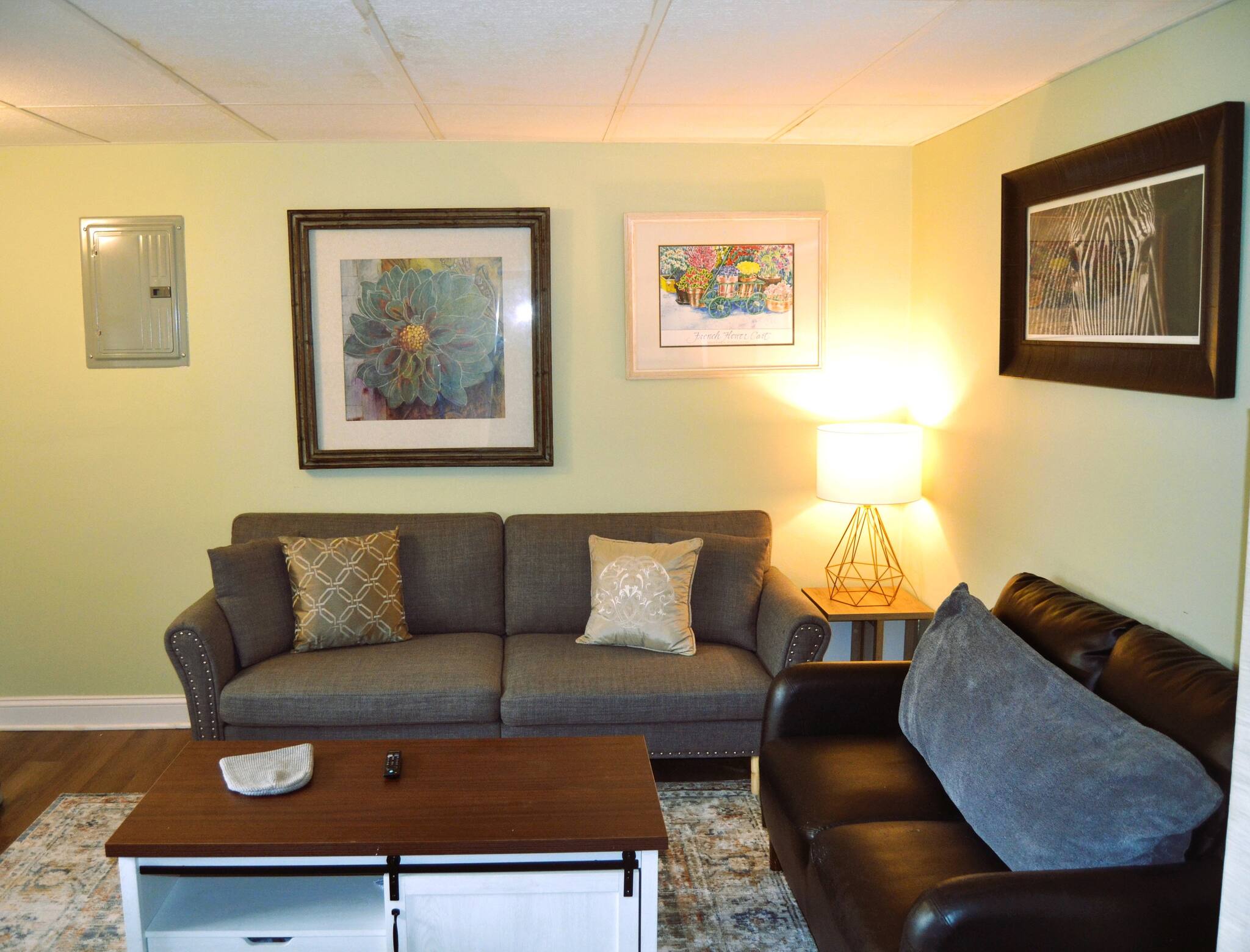A Delightful And Cozy Two-bedroom Apartment - Grand Forks, ND