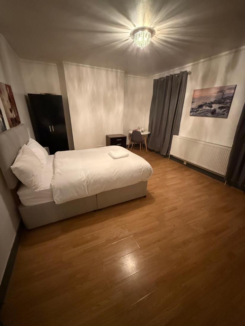 Arsenal Stadium Home - Central London