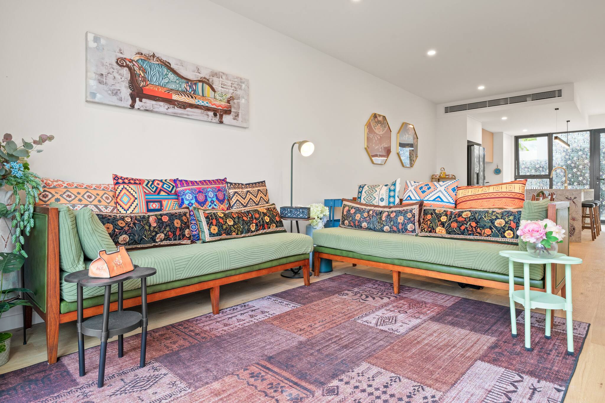 Fully Gated! Walk To Bus, Train & Box Hill High! - Whitehorse City