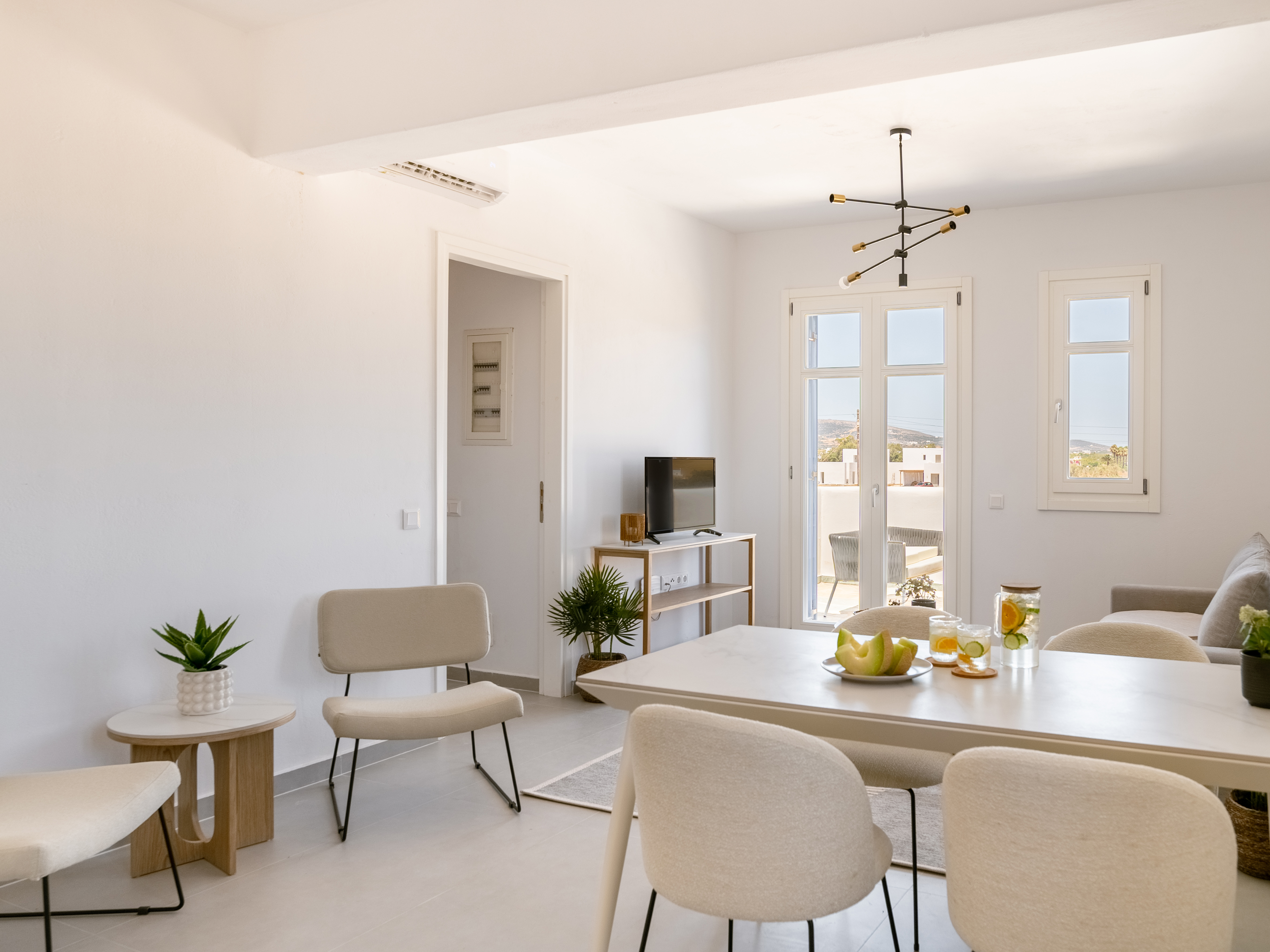 Sanders Paros Gardens - Fresh 1-bdr Apt W Balcony - Paros