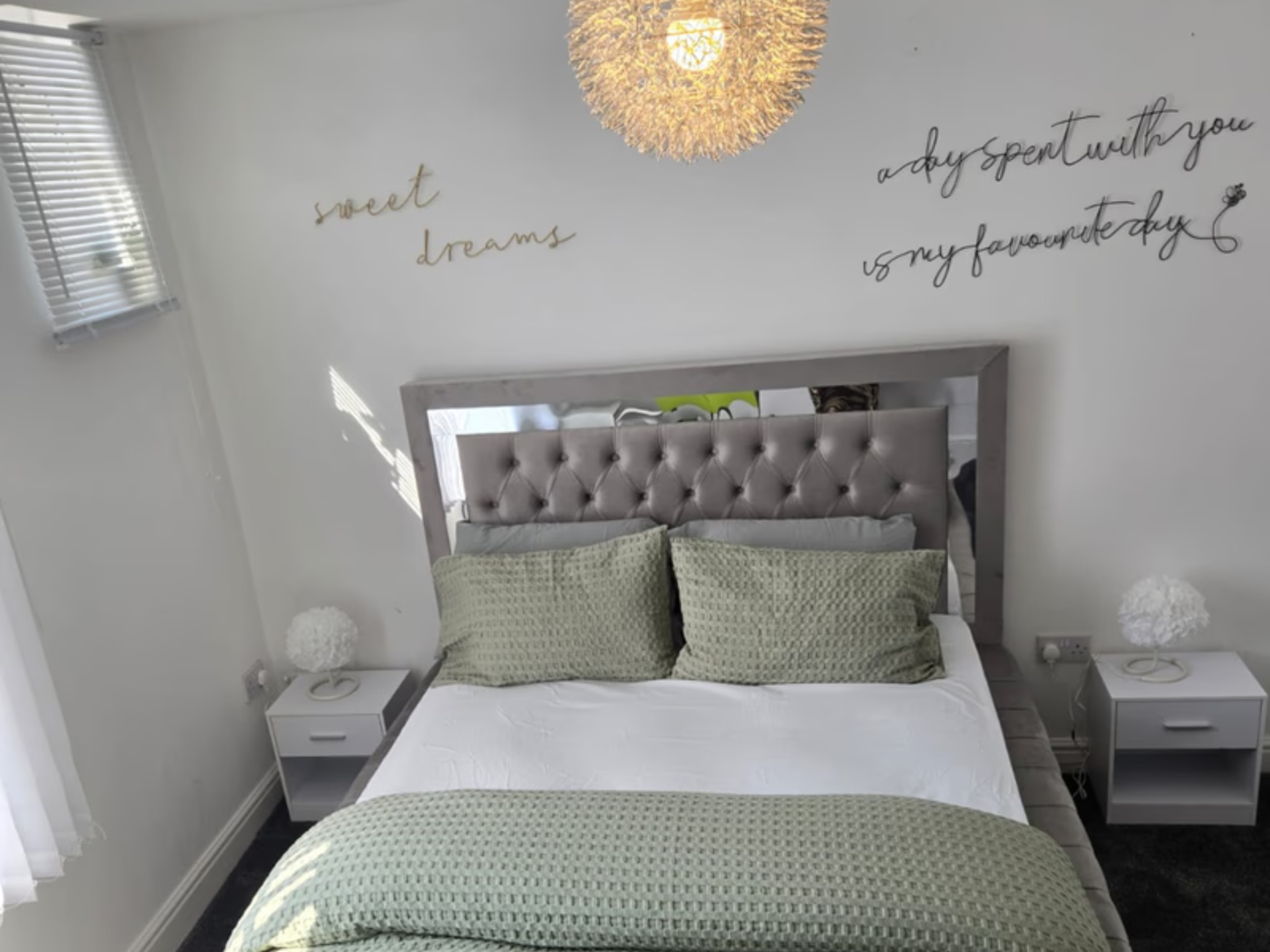 Luxury Stylish Charming City Apartment With Private Entrance In Wolverhampton - 伍爾弗漢普頓