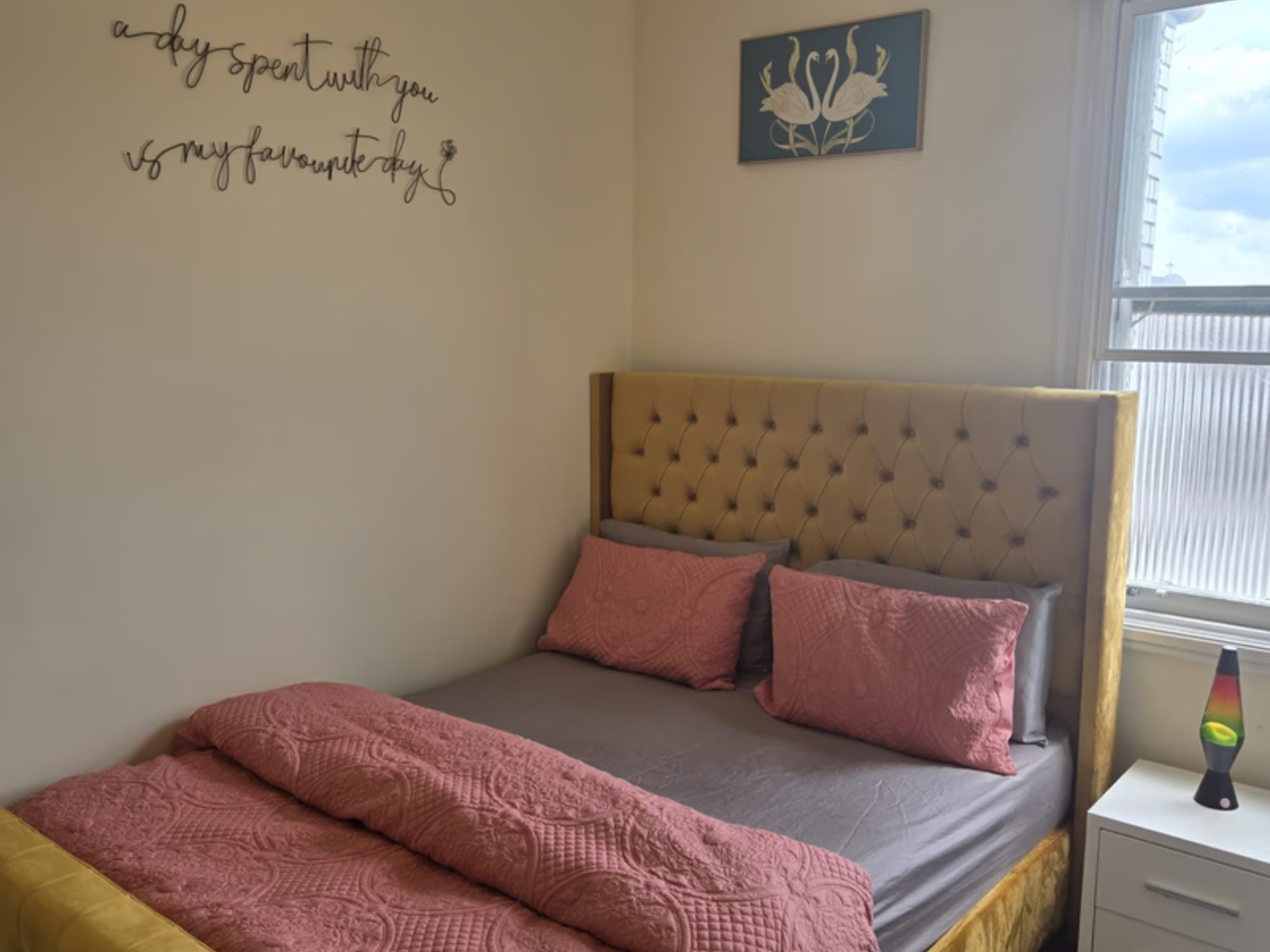 Charming Wolverhampton Apartment With Private Entrance - Wolverhampton