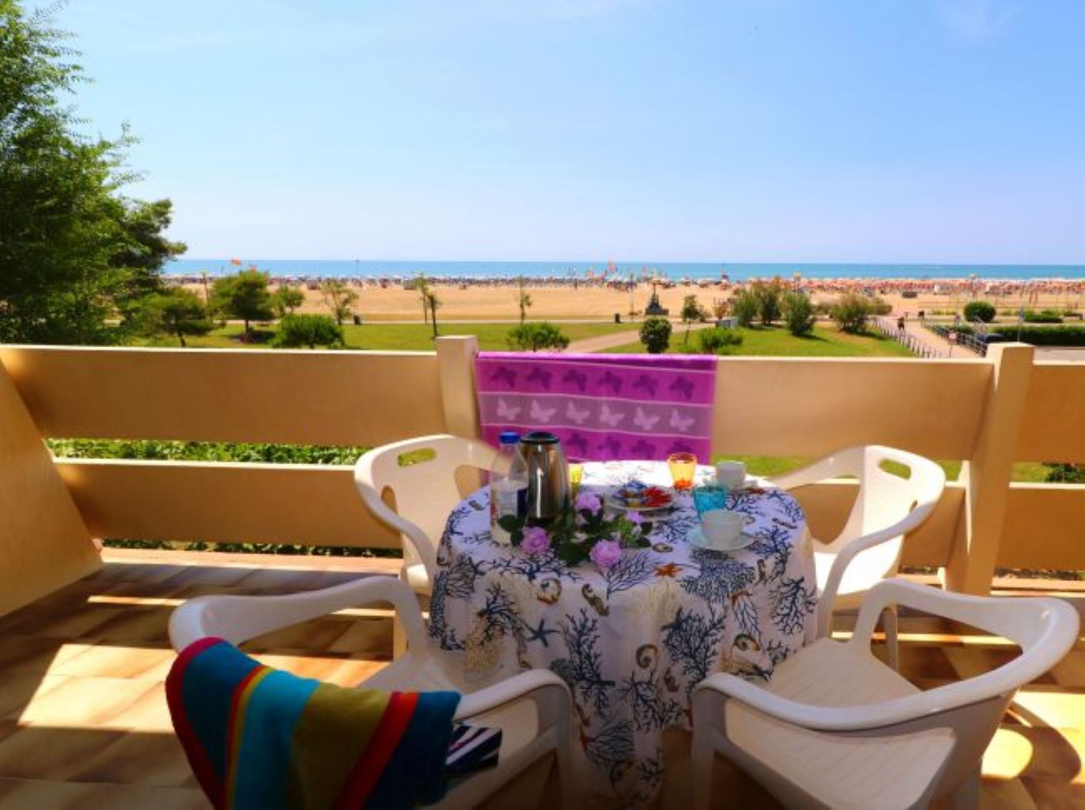 Cozy And Modern Accommodation Beach Front - Bibione