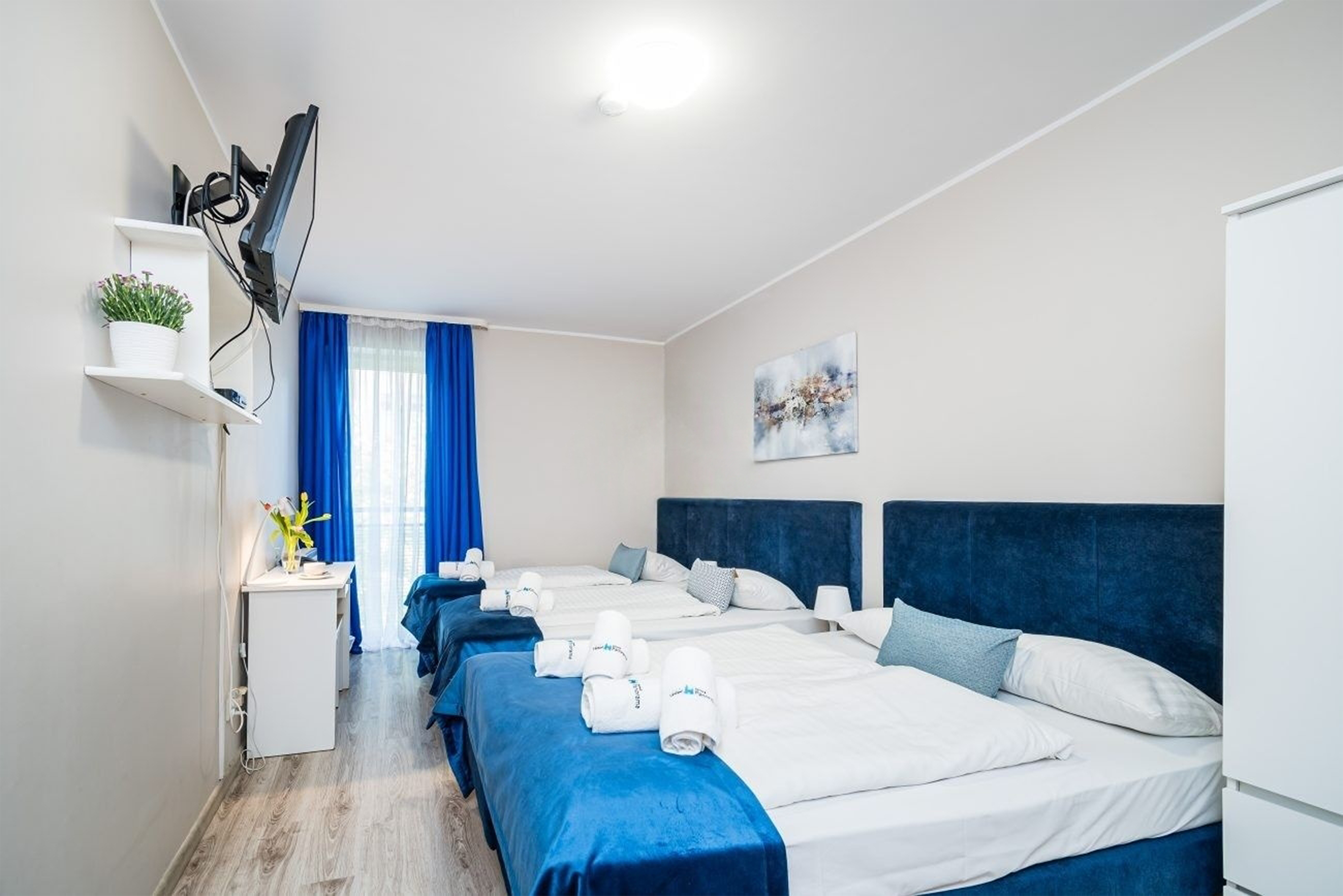 Nowa Panorama B&b Family Room With Free Wifi & Free Parking - Krakow