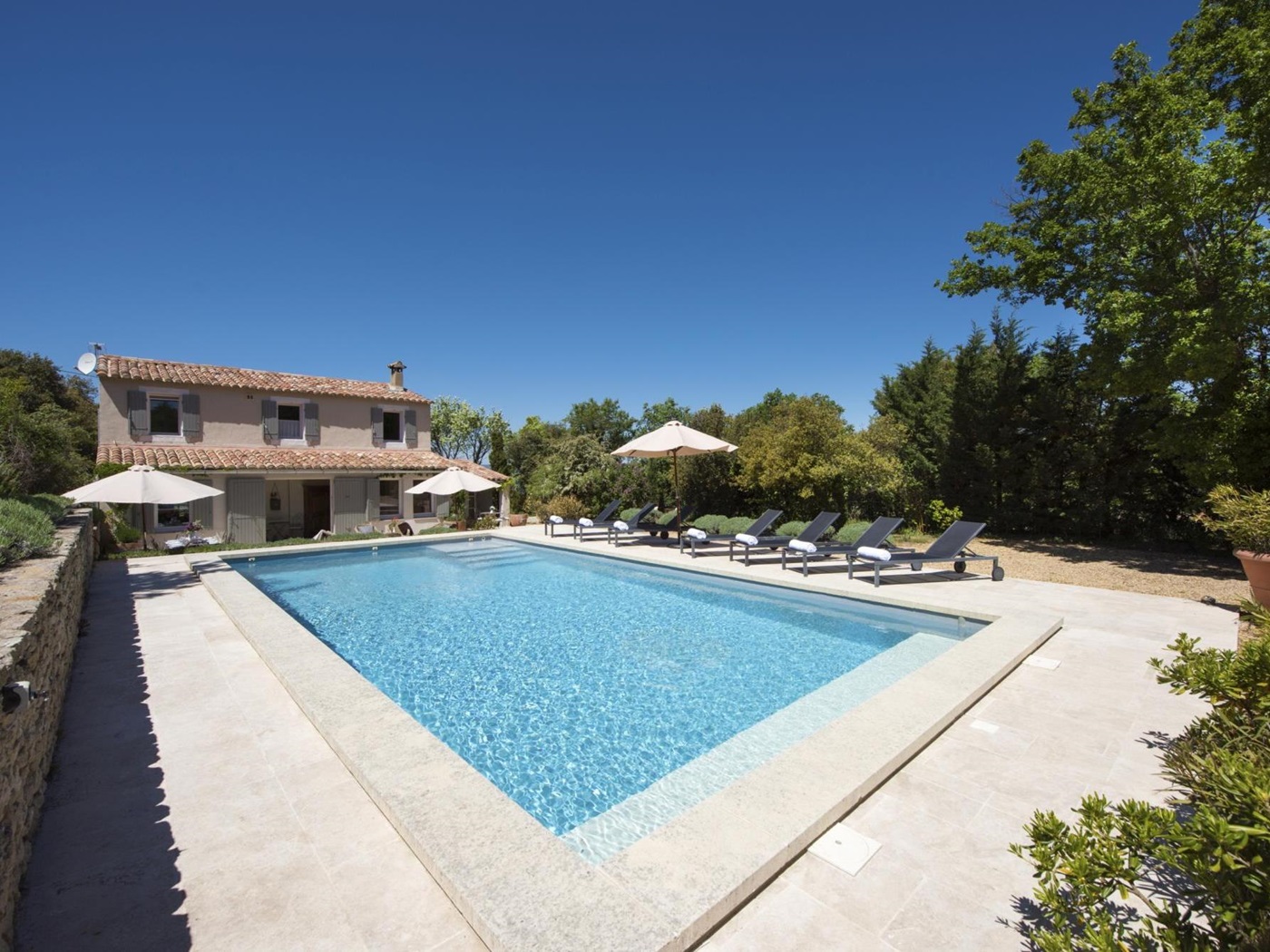 Les Blayons – Esclusiva Villa Con Piscina, Vista Mozzafiato - Bonnieux