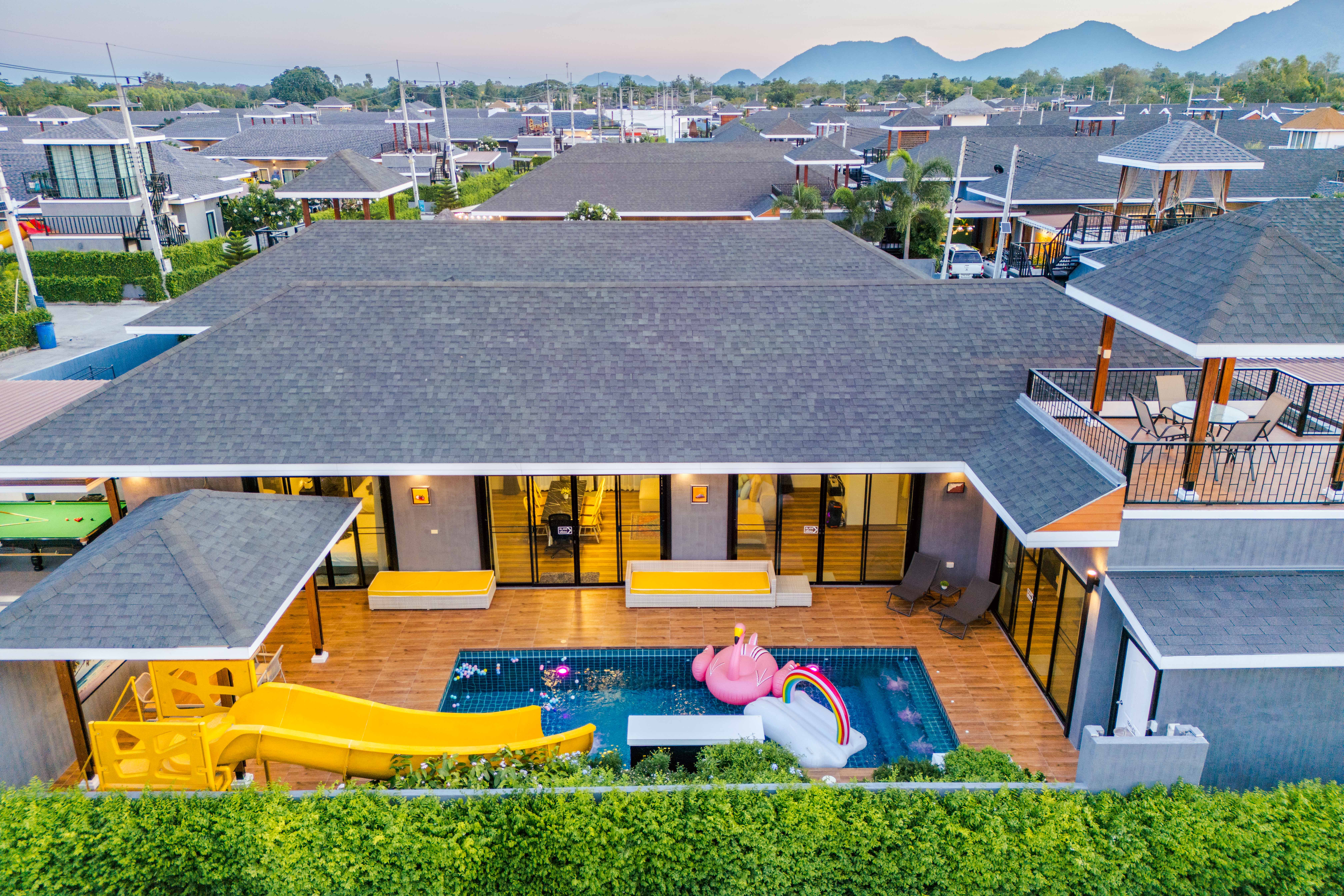 Orange Breeze Casa Private Pool Villa, Near Cha-am Beach - Khao Yai