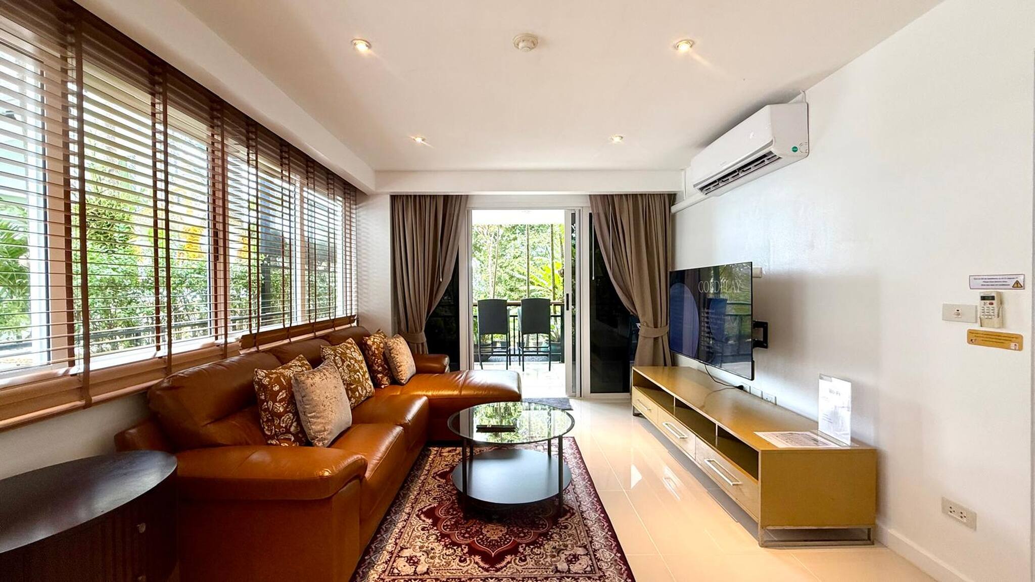 B11 Sunset Plaza Partial Seaview 1 Bedroom 1 Bathroom With Large Jaguzzi - Phuket