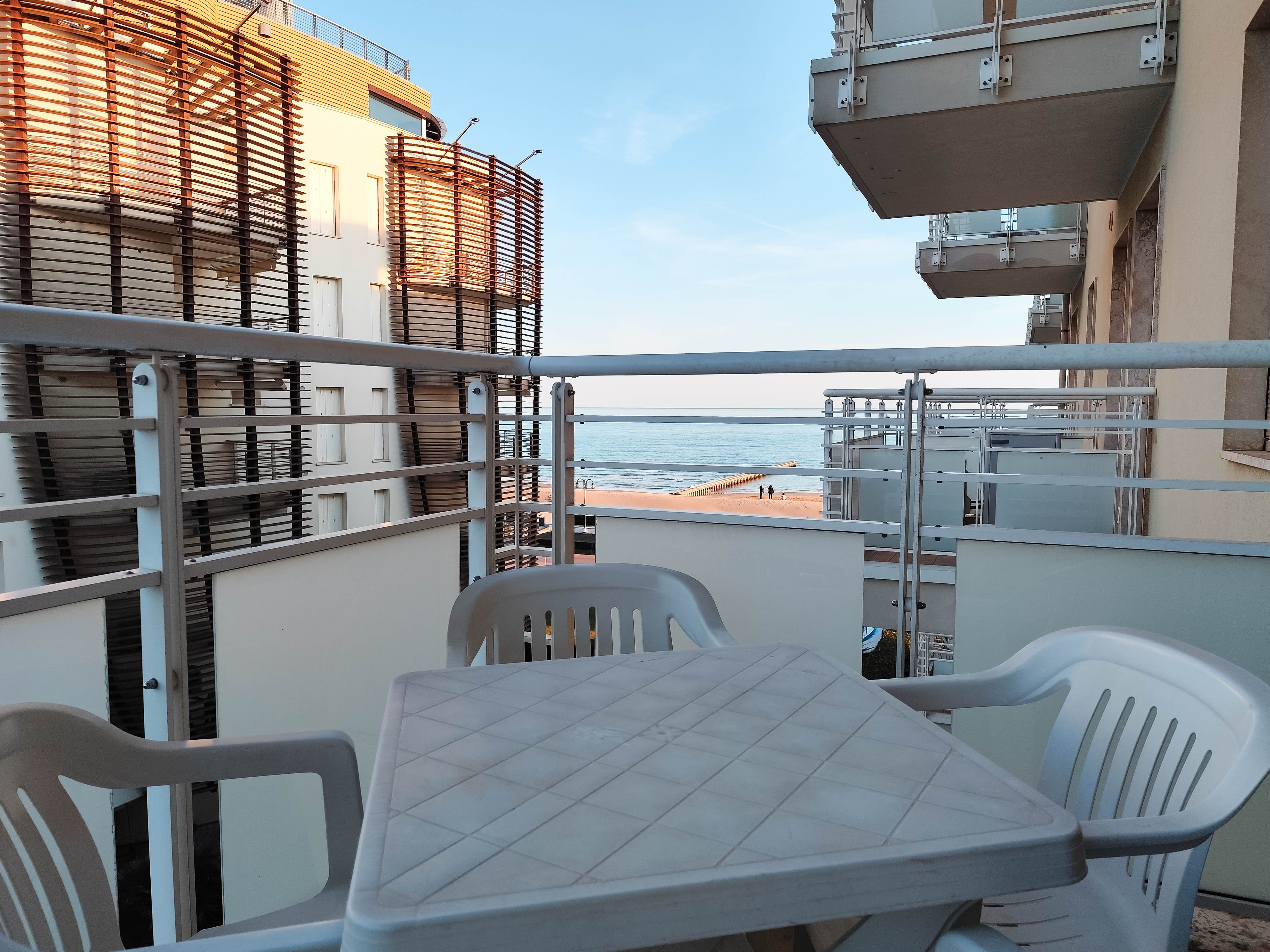 Spacious Apartment With Balcony By The Sea - Lido di Jesolo