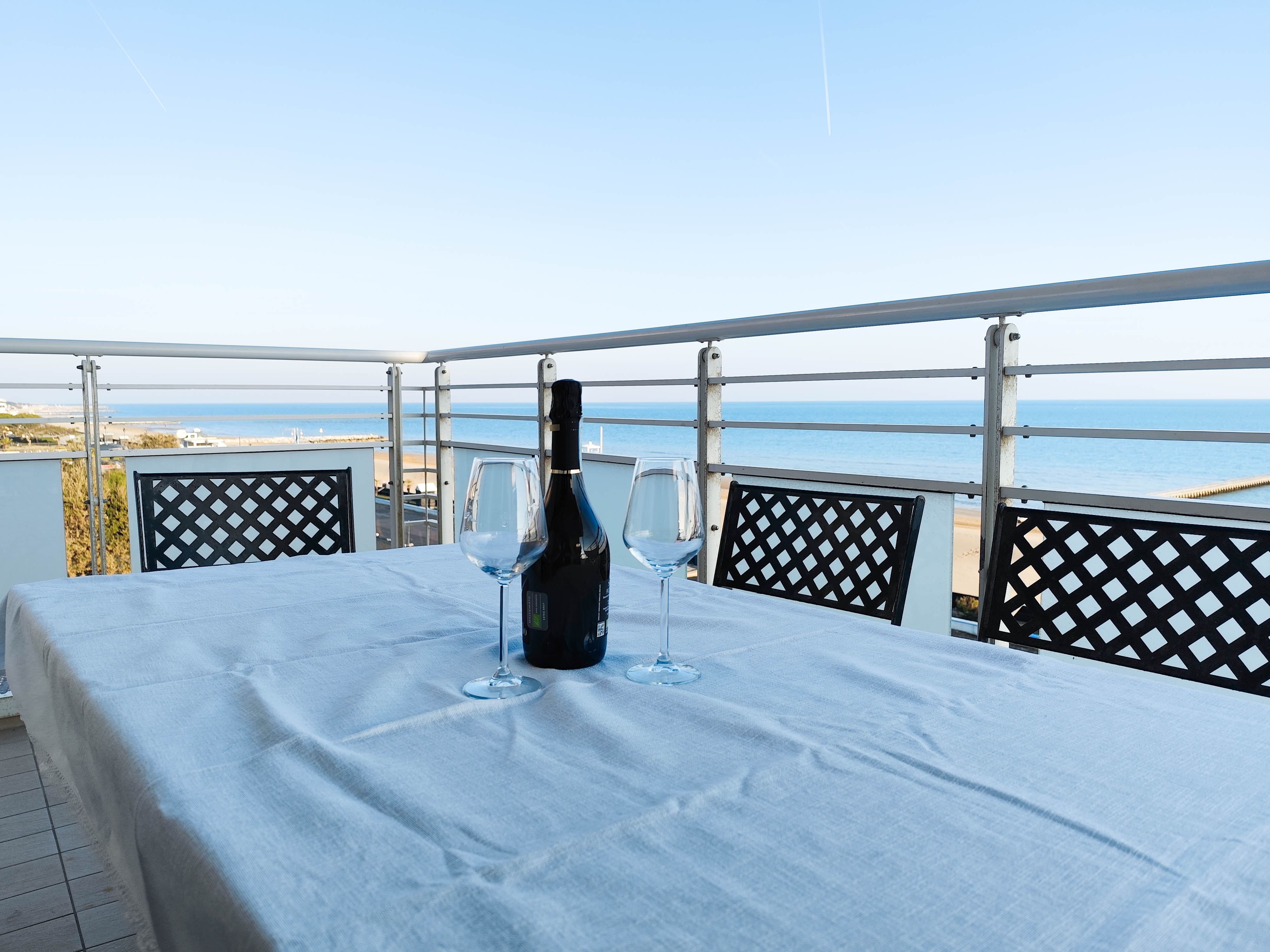 Spacieux Appartement Avec Balcon En Bord De Mer - Lido de Jesolo