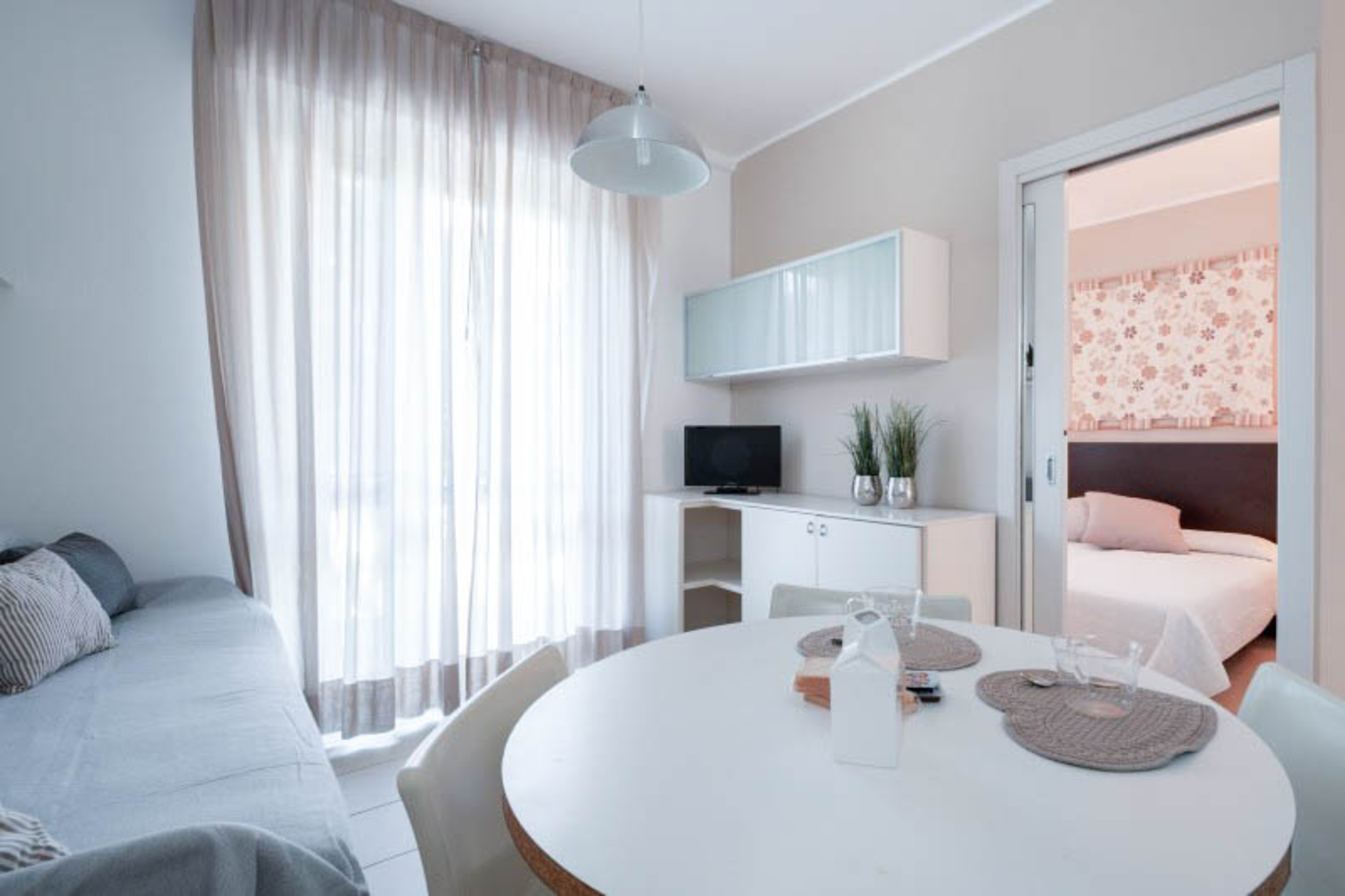 Modern Studio With Pool Access - Lido di Jesolo