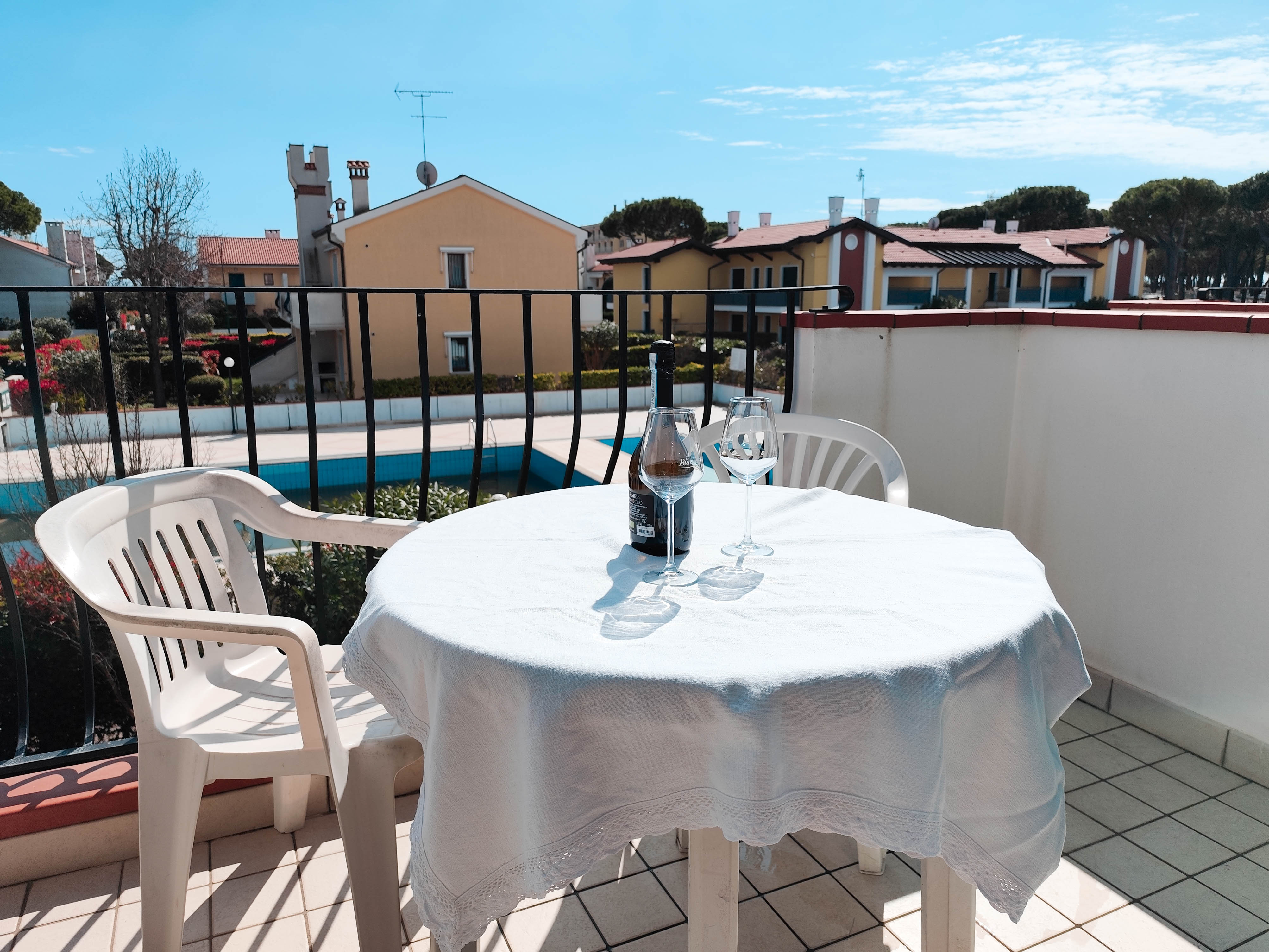 Luminoso Apartamento Con Piscina - Venecia