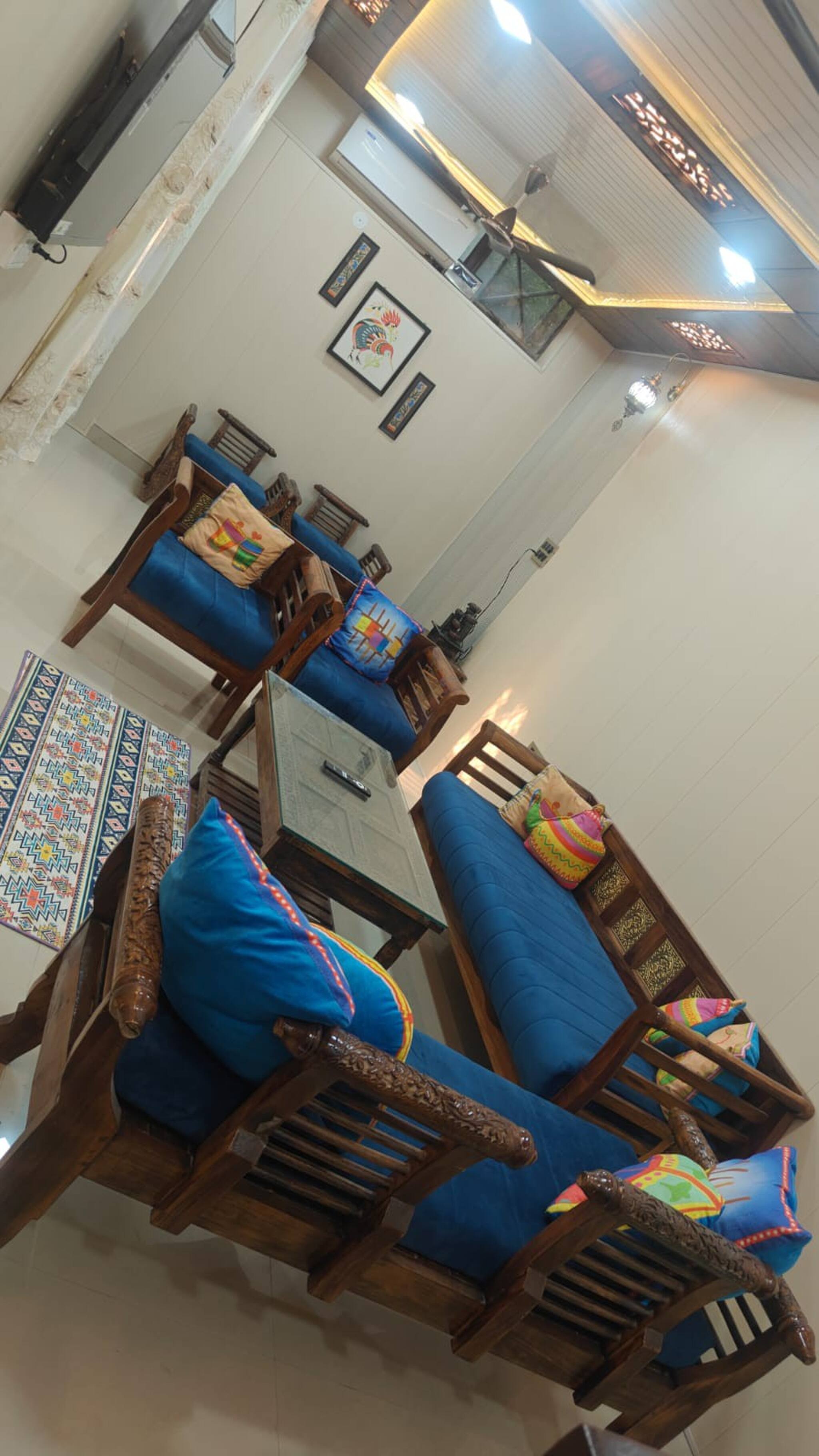 Zm Homestay - Un Confort De Luxe En Attente - Agra