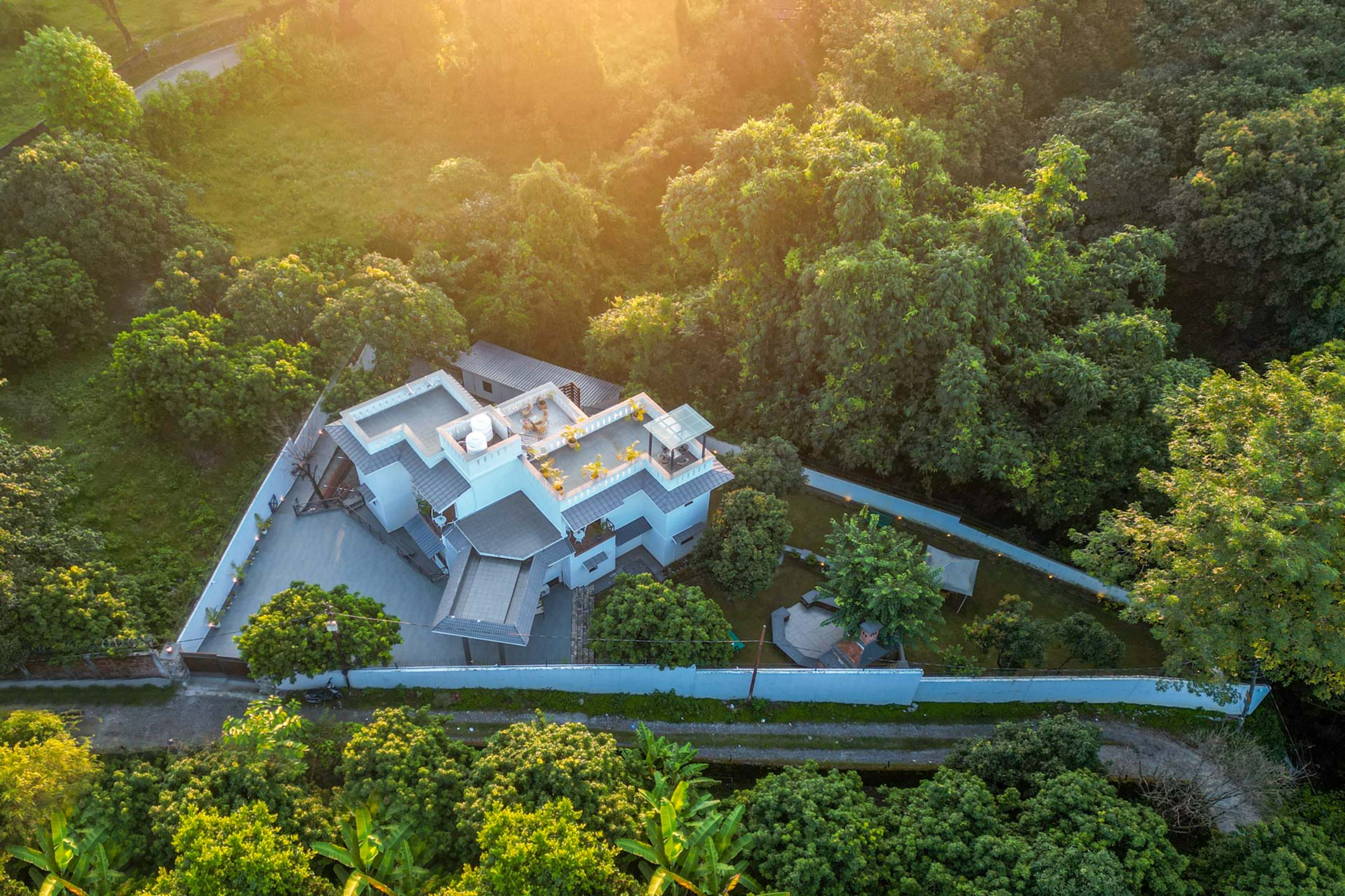 Villa Sierra Sky - Exquisite & Elegant 4 Bedroom Villa - Dehradun