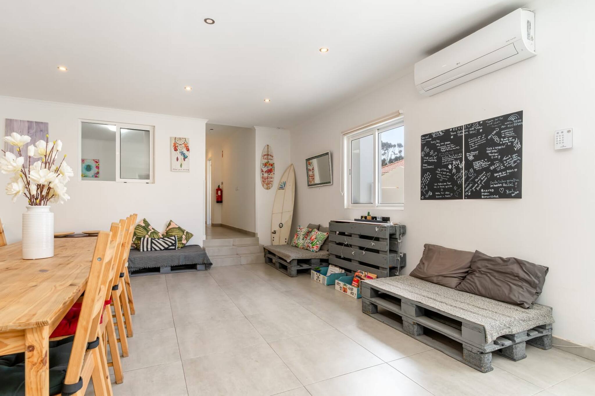 Beautiful Private Beach Villa - Almada