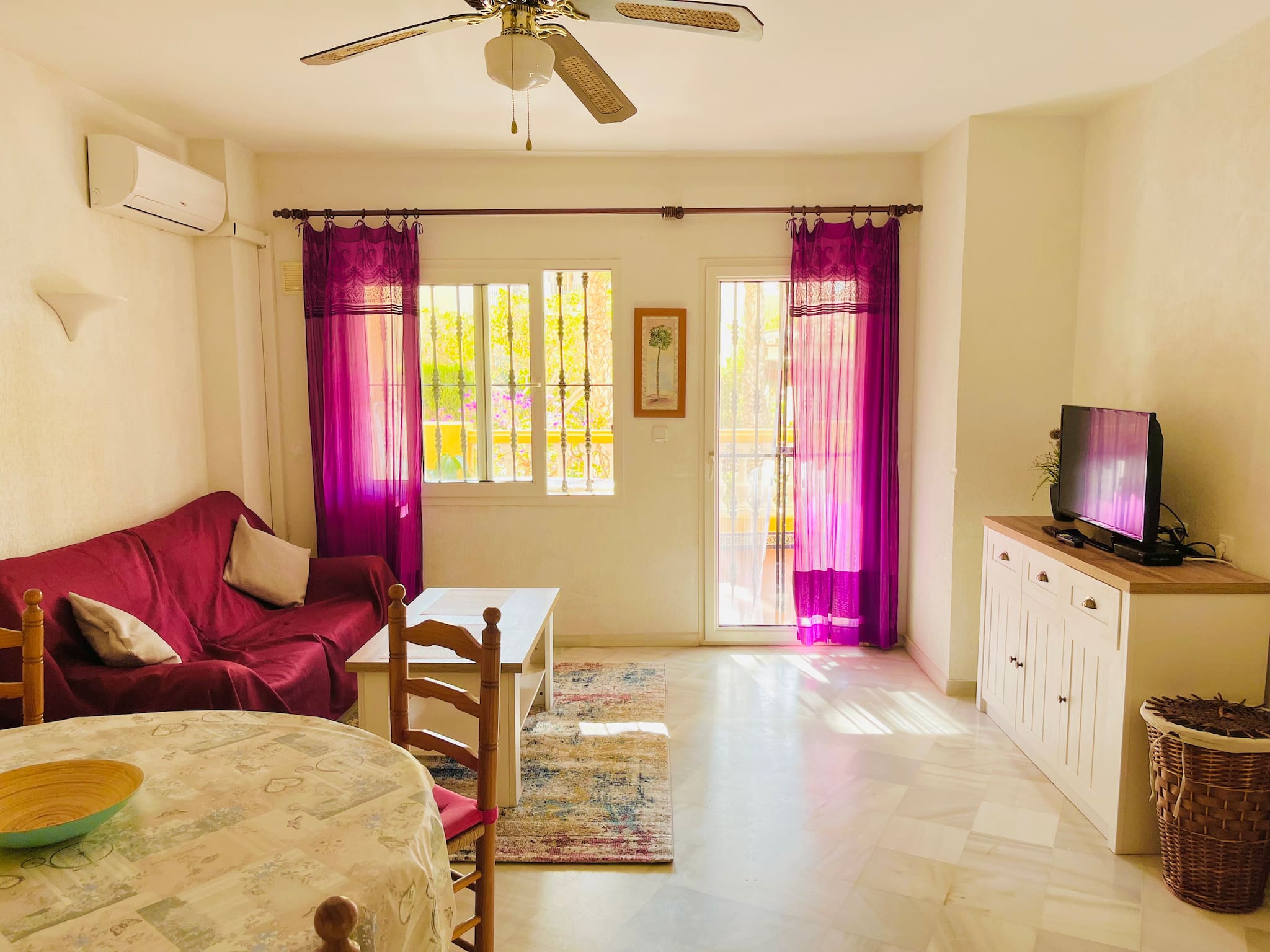 Charming 2-bedroom Apartment In Torrevieja's Aldea Del Mar Complex - Torrevieja