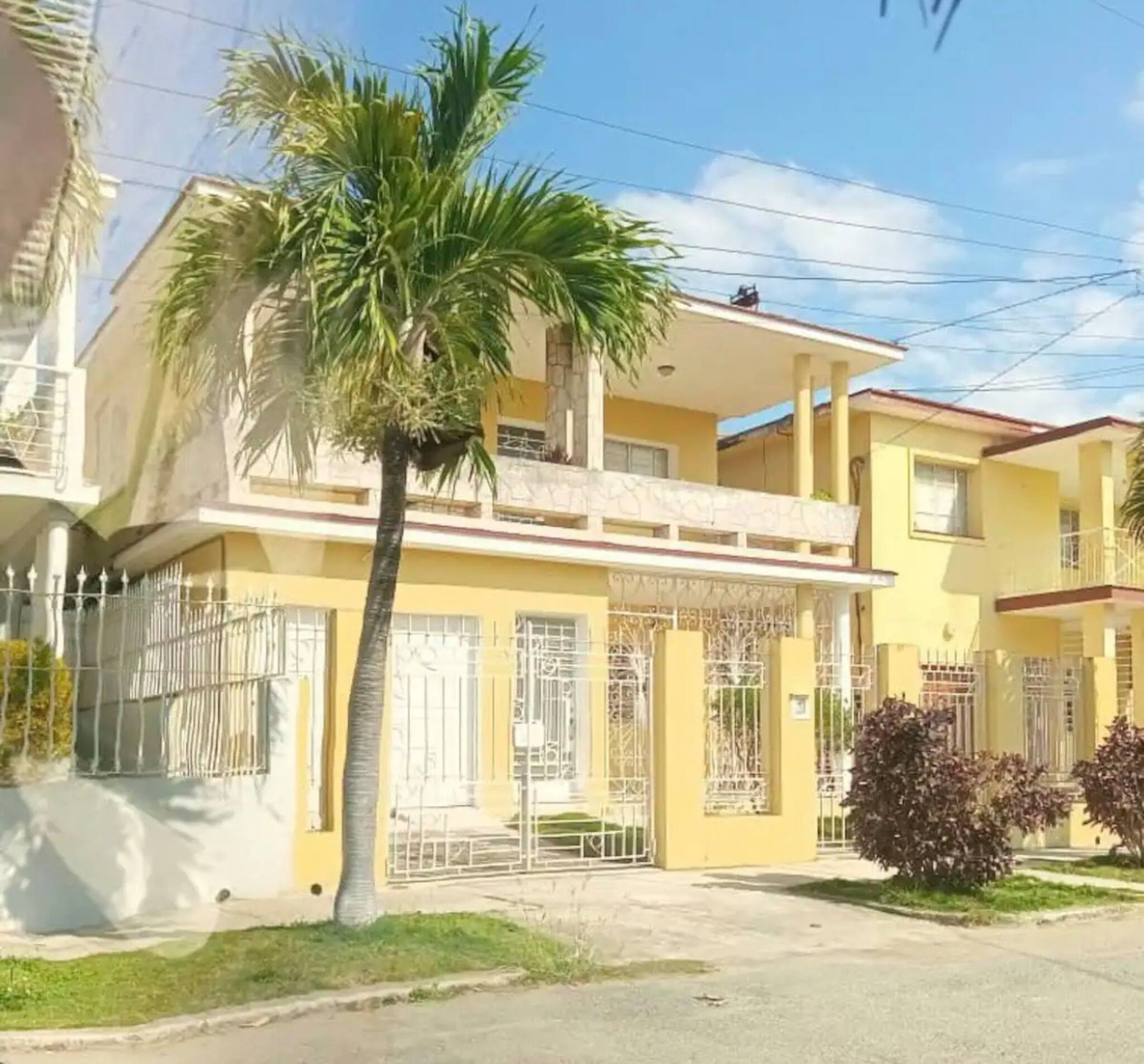 Luxury And Comfort Holiday House With 5 Stars Services - Havana