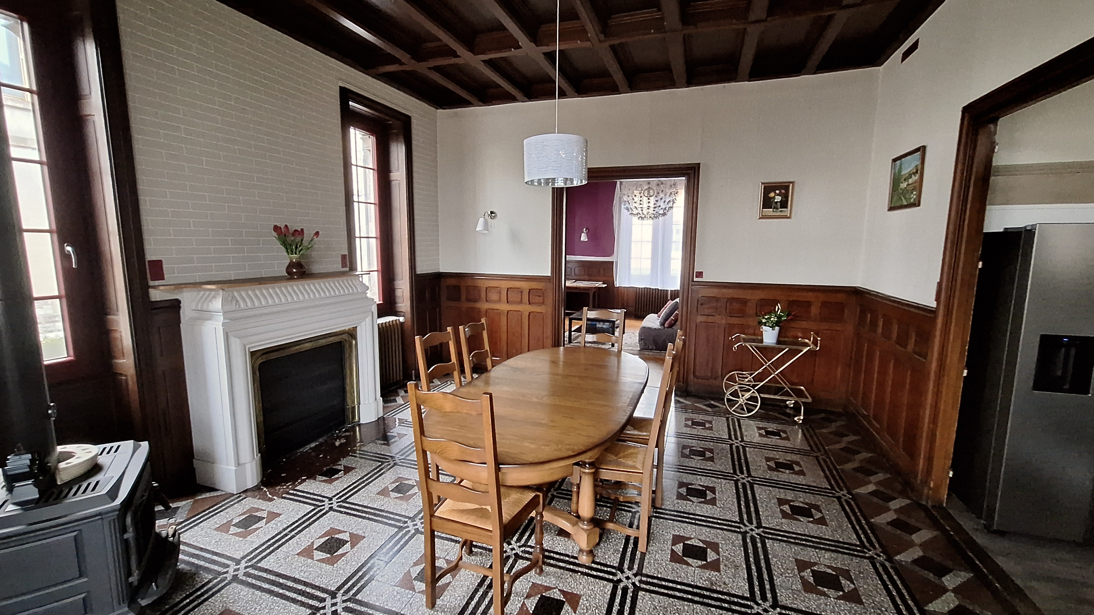 Charmante Maison De Campagne De 5 Chambres Au Bord Du Canal Du Centre - Montceau-les-Mines