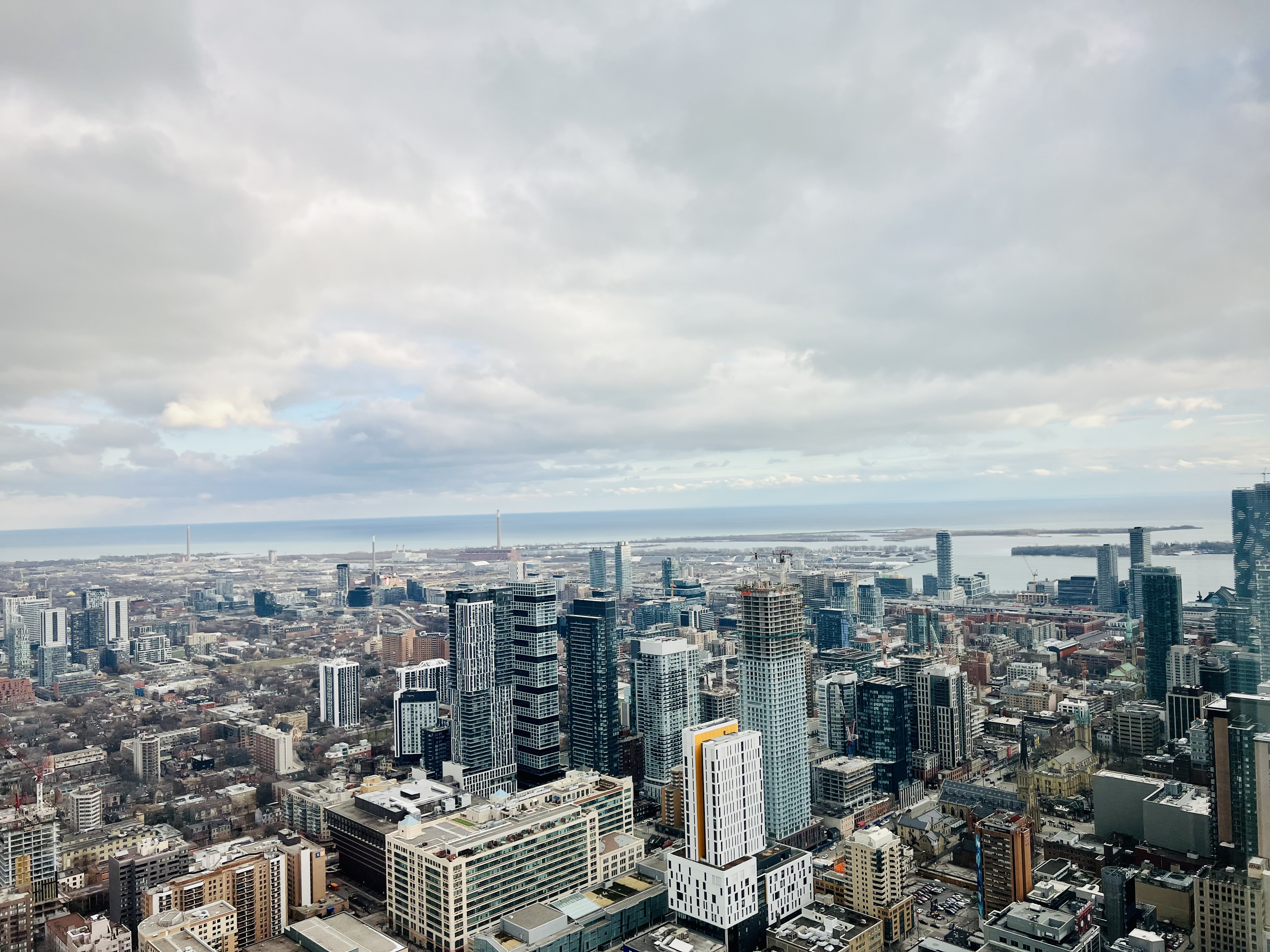 Stunning High Floor 1 Bedroom W Den Condo Near U Of T And Hospitals - Victoria University