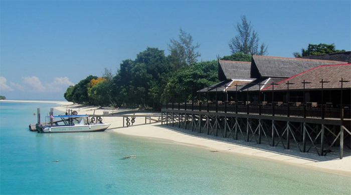 The Reef Mataking Dive Resort (3*) 🐠 Chalet Room Helpension Pulau ...