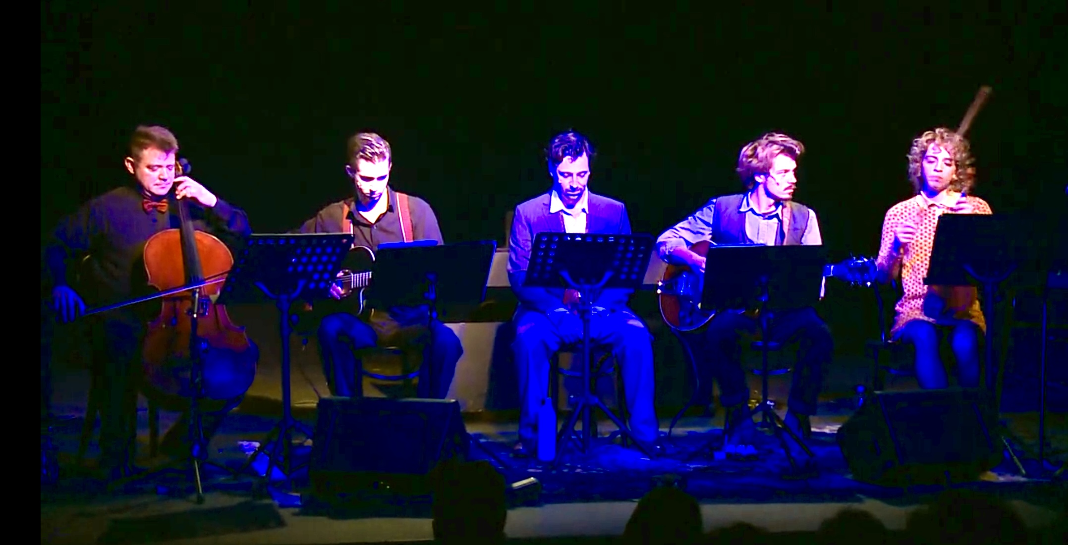 Cseh Tamás a Pinceszínházban – a Komp Kollektíva előadásán járt a 9tv ...