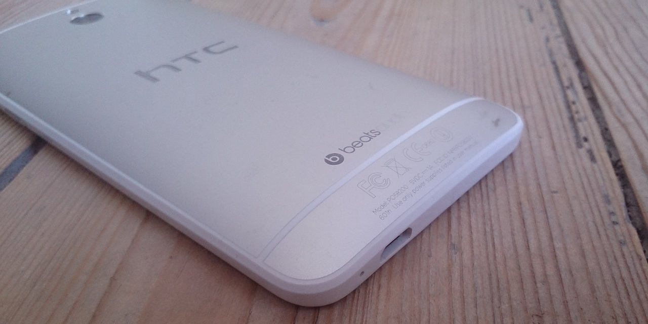 HTC One Mini test og pris: Lille og kvik med et par skæverter