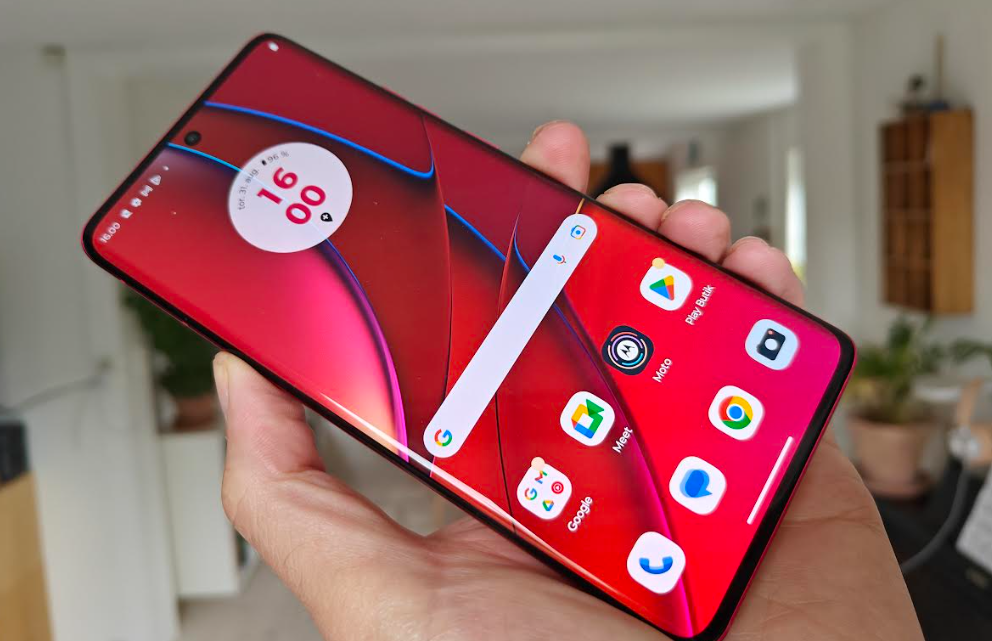 Test af Motorola Edge 40: Vil gøre de fleste glade og tilfredse ...