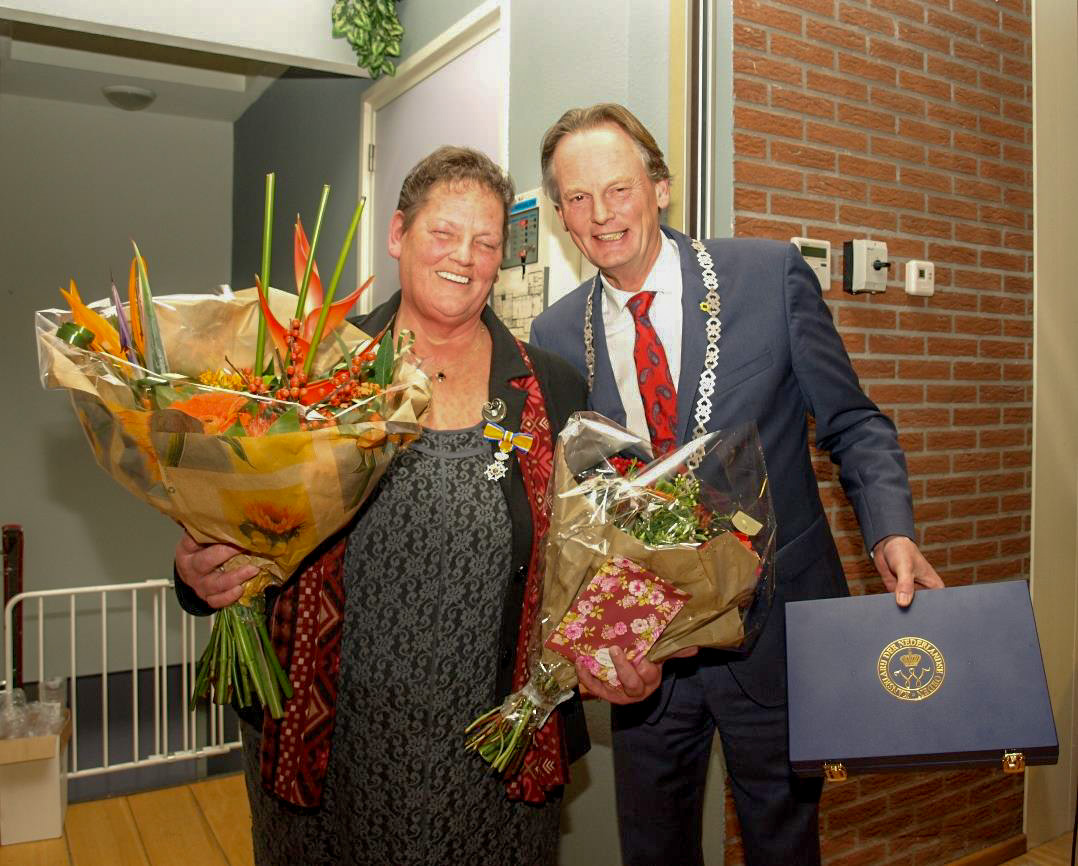 Onderscheiding Voor Annelies Visser Couvert 64 Uit Twisk Onswestfriesland