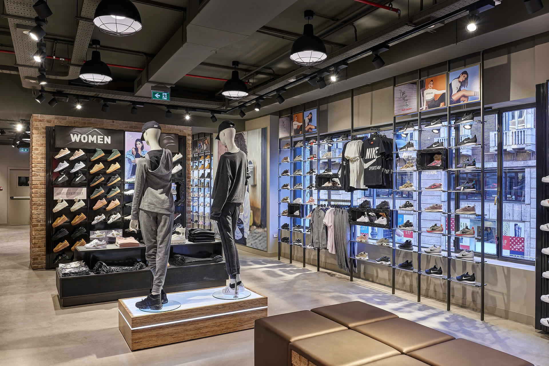 Foot Locker apre uno store di tre livelli a Roma in via del Corso!