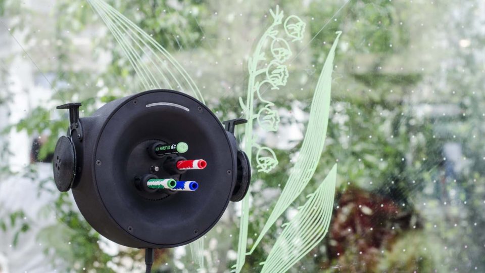 Scribit: Ein Roboter verwandelt Deine Wände in Kunstwerke