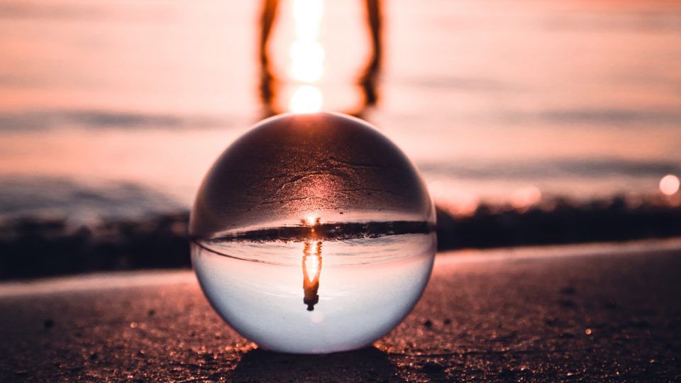 Glaskugel-Fotografie: So beeindruckst Du mit Lensball-Bildern