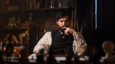 Netflix-Serie Freud: Alle Infos zu Release, Cast & mehr