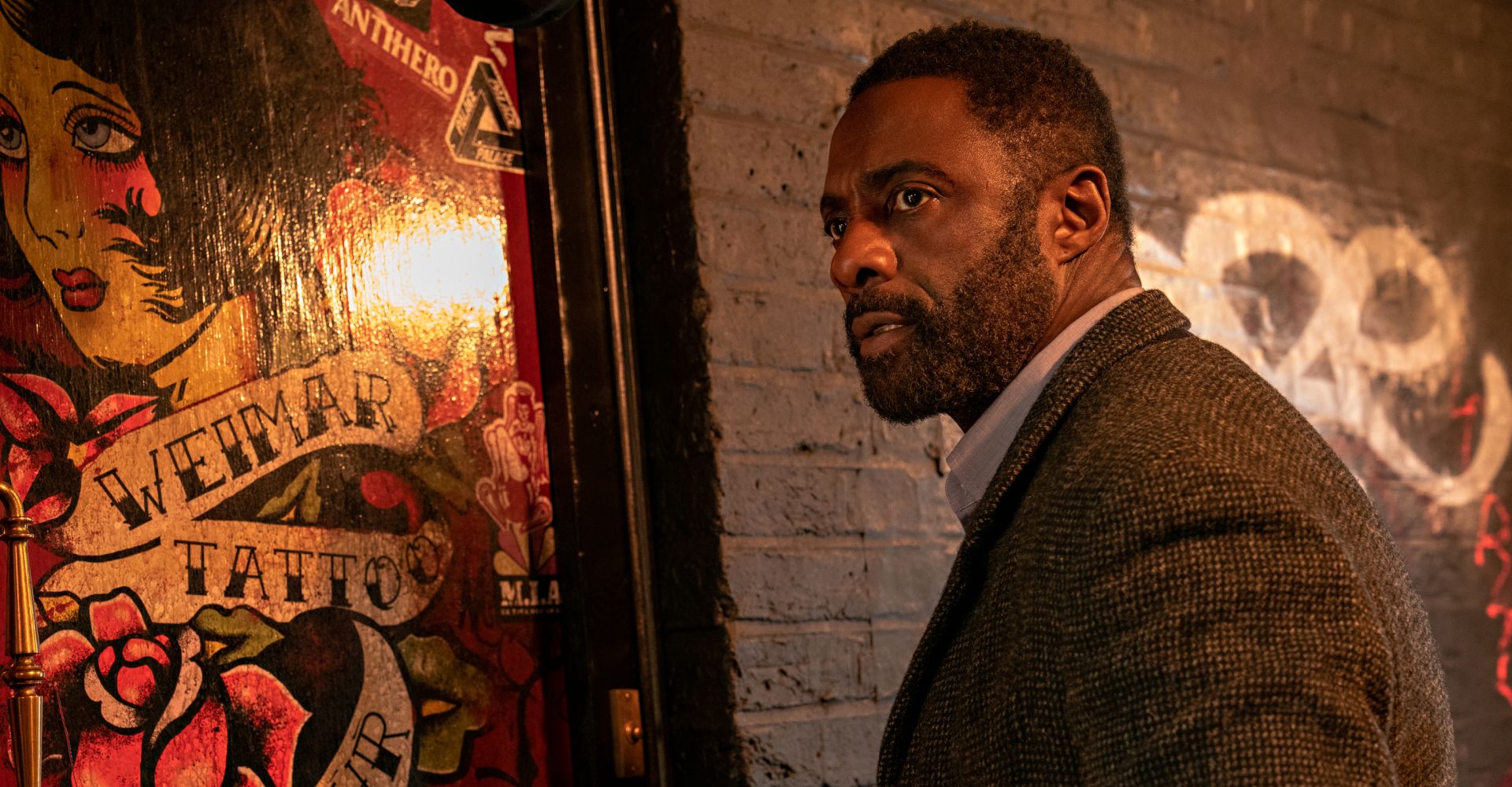 Das Ende von Luther: The Fallen Sun erklärt – wer ist der Mann im Auto?