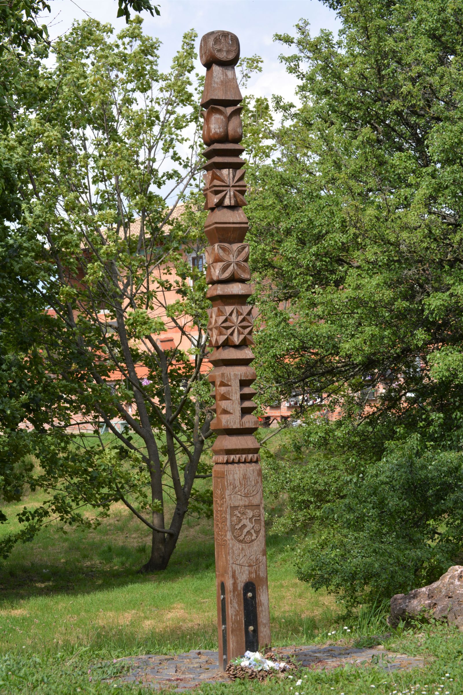 Emlékhelyek a Felvidéken » Éberhard első írásos említésének 800 ...