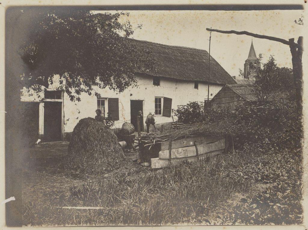 Boerderij met strodak, Beerzel (Putte) | Regionale Beeldbank