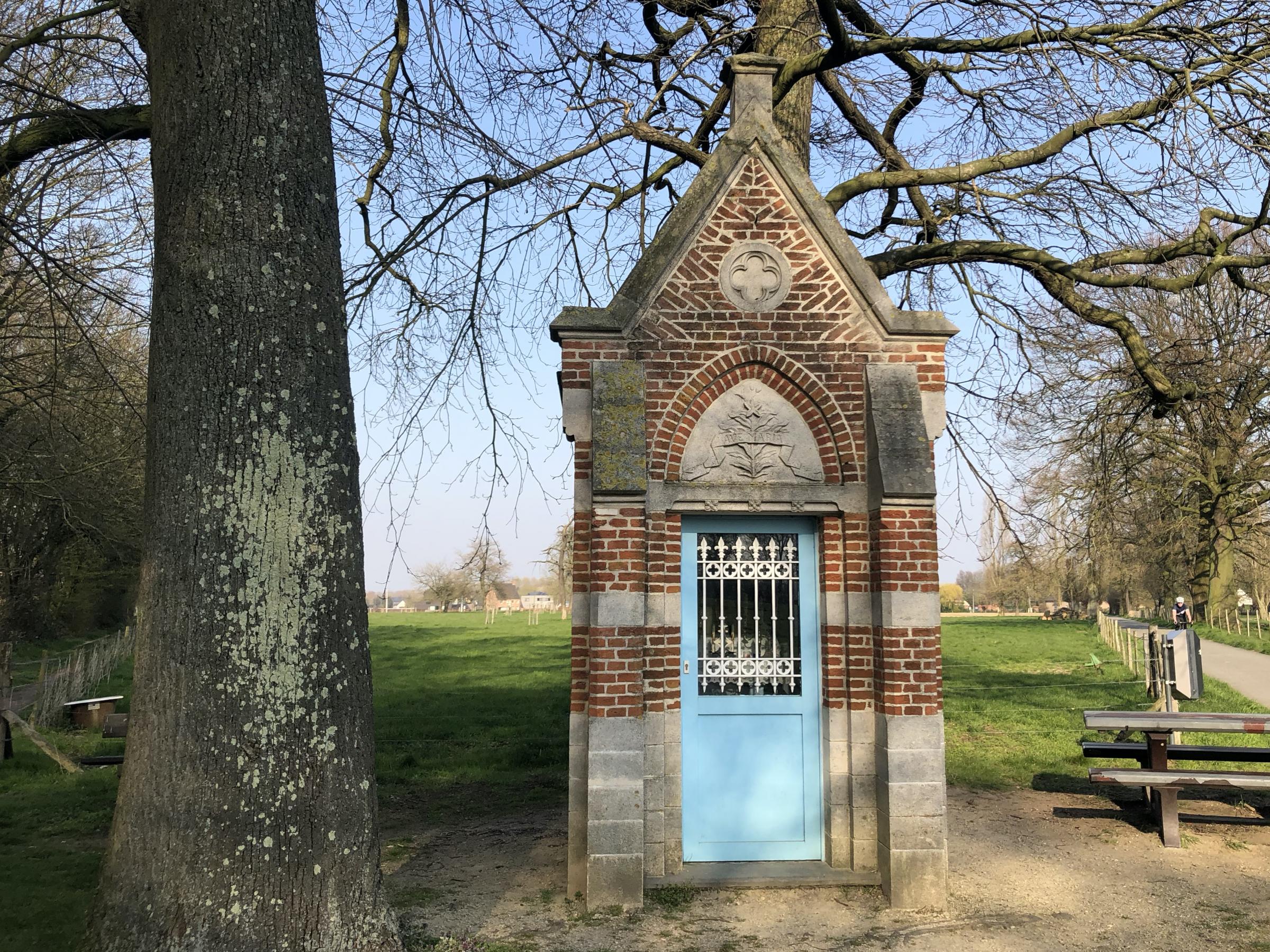 Kapel ter ere van Onze-Lieve-Vrouw van Zeven Smarten | Regionale Beeldbank