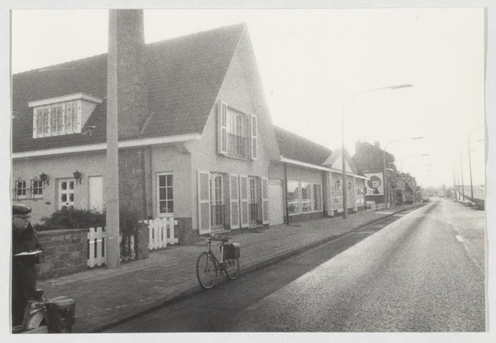 Brusselsesteenweg, zicht vanaan Teughels, richting zemst (nu restaurant "Passade") | Regionale ...