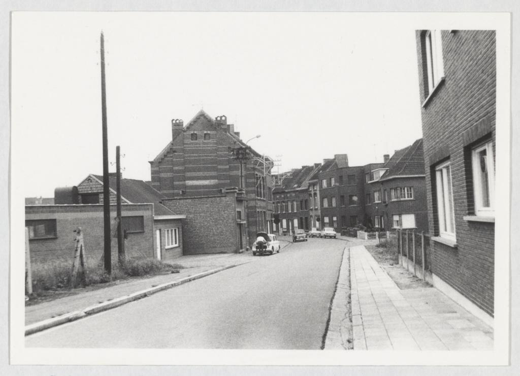 Smisstraat, zicht in de straat met rechts de hoek naar de ...